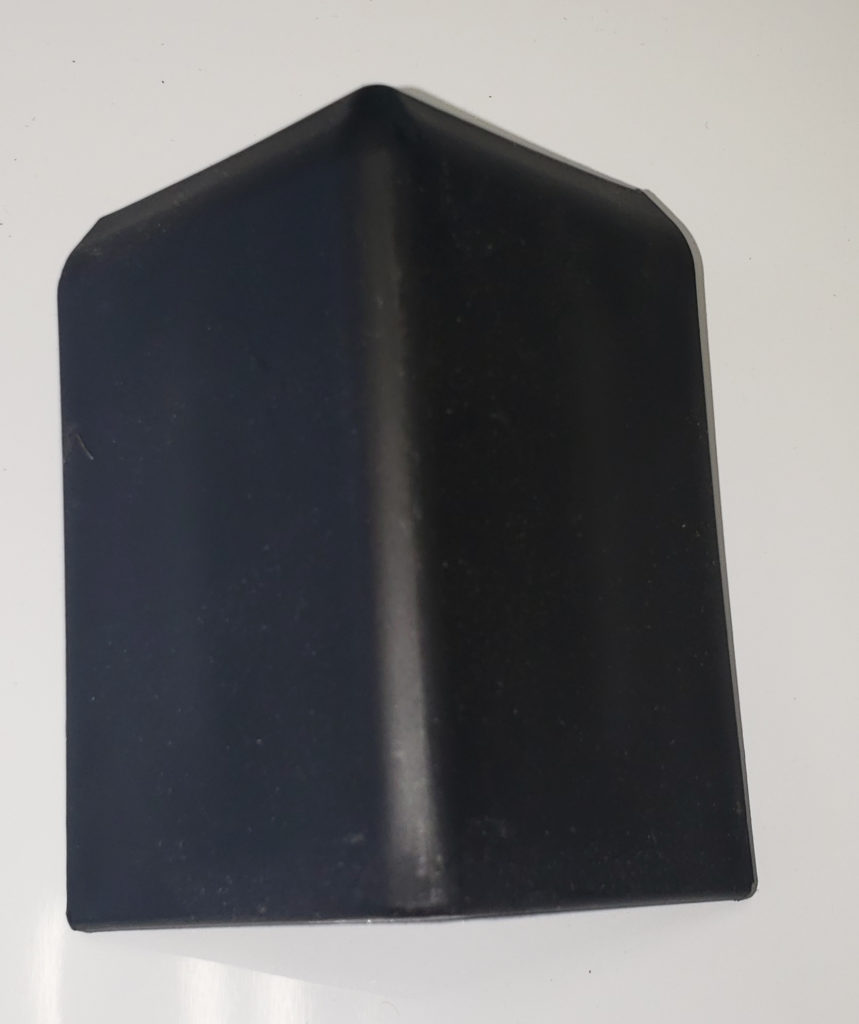 FLAT TOP REAR CORNER BLACK | Stealth Trailers
